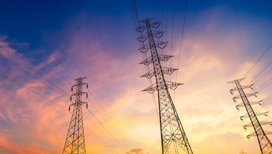 Solar Panels vs. Traditional Energy: Pros and Cons - Inspired Homes