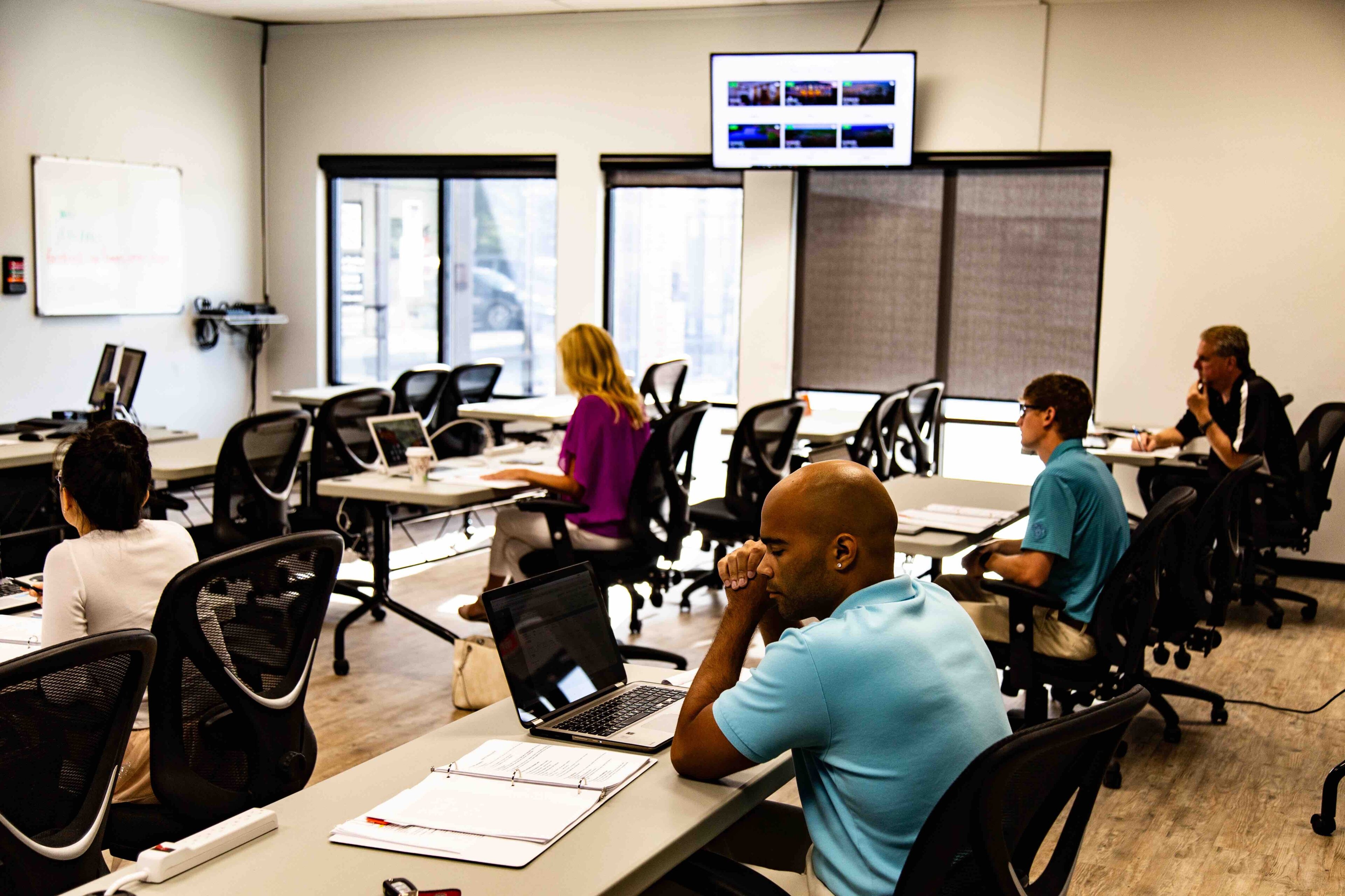 Guide to a Real Estate Classes Handbook for Licensing Applicants ...